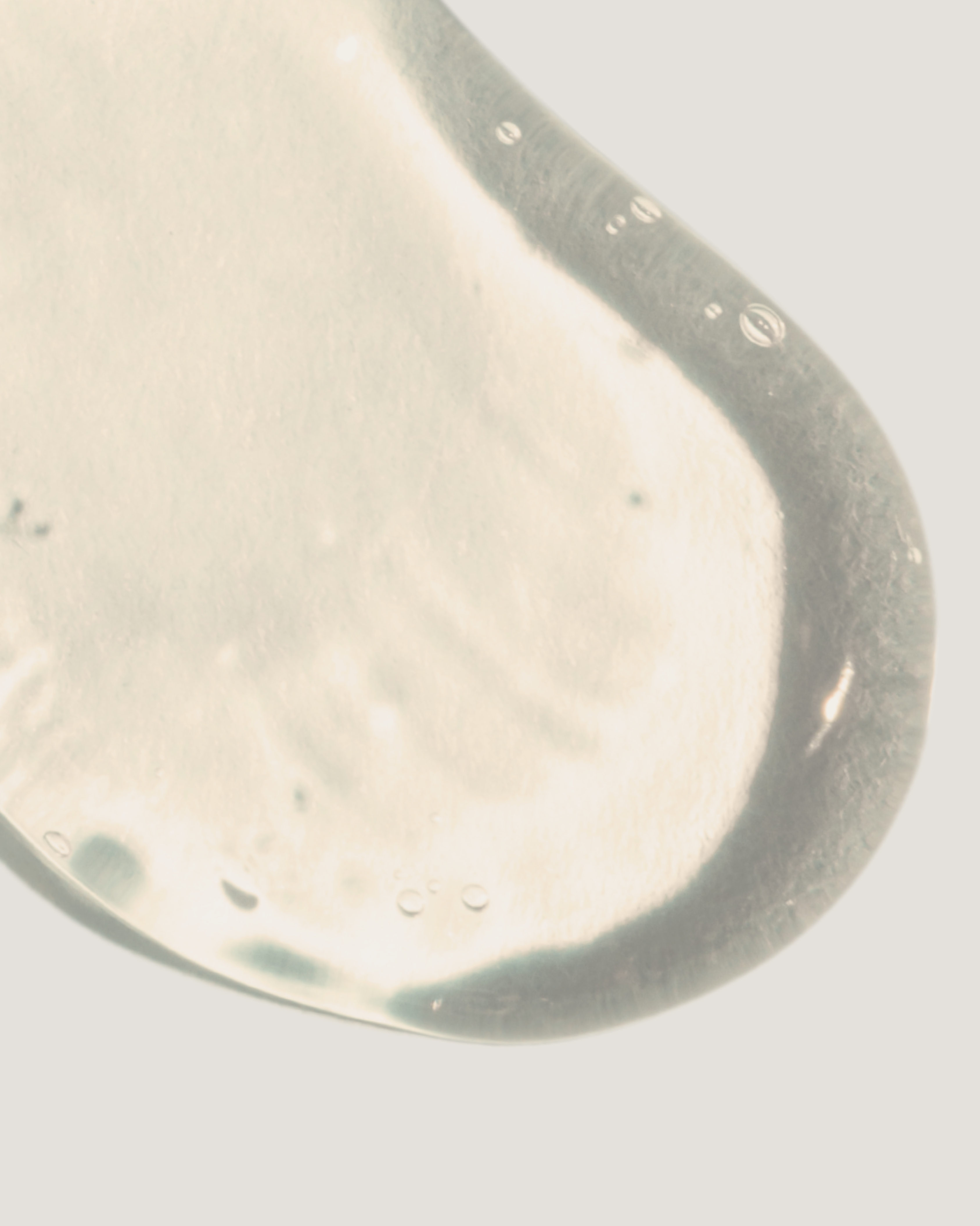 6 Ingredients to Protect Your Skin from Blue Light Damage - Tomorrow ...